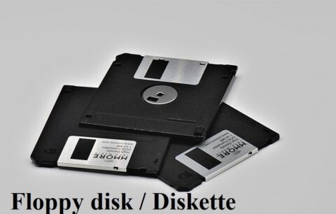 Advantages, disadvantages, and parts of Floppy disk - Know Computing